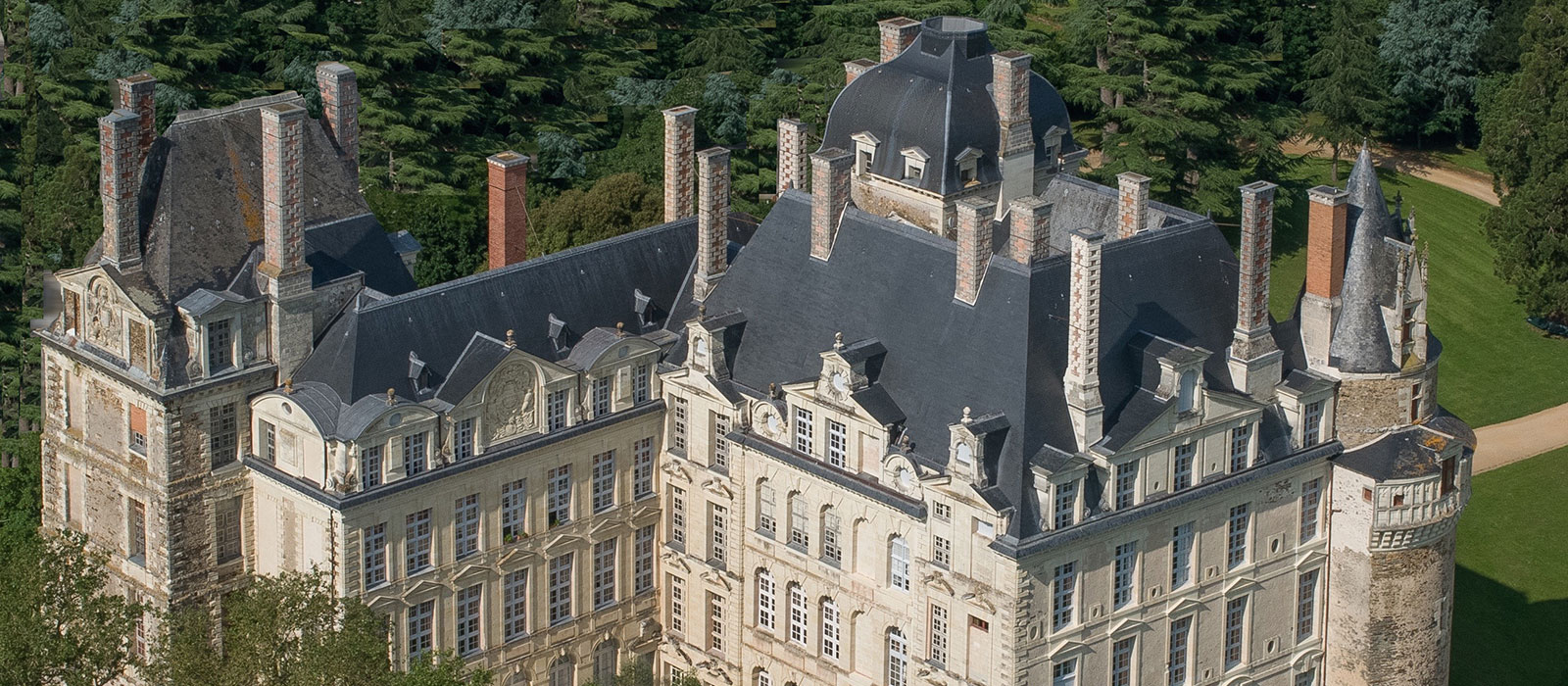 Château de Brissac | Anjou - Val de Loire | Demeure des ducs de Brissac